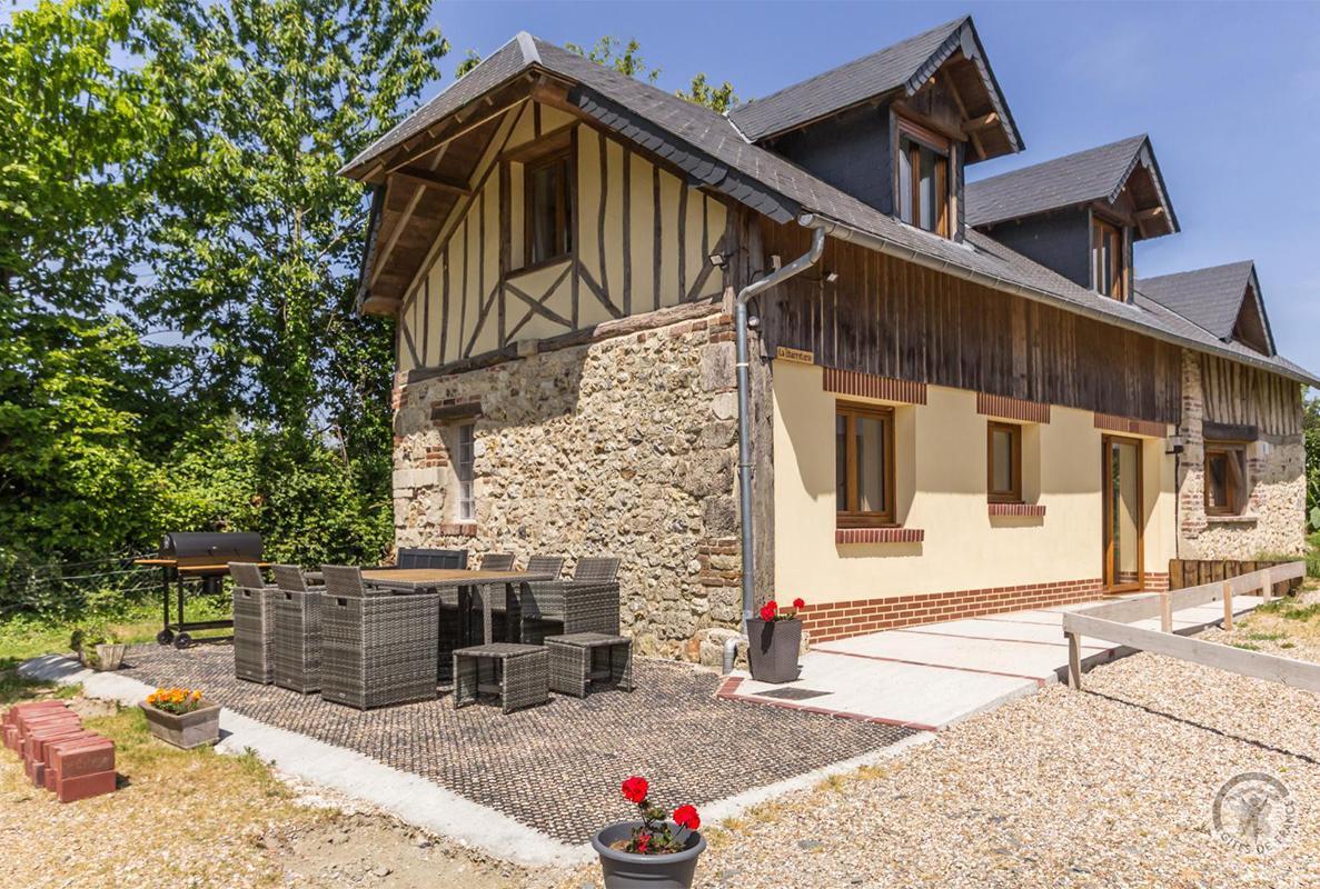 Cottage n°3346 La Charreterie - Les Gîtes Du Val at Genneville - Gîtes ...